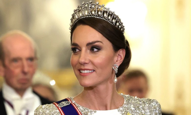 Kate Middleton Wears Princess Dianas Tiara At King Charles First