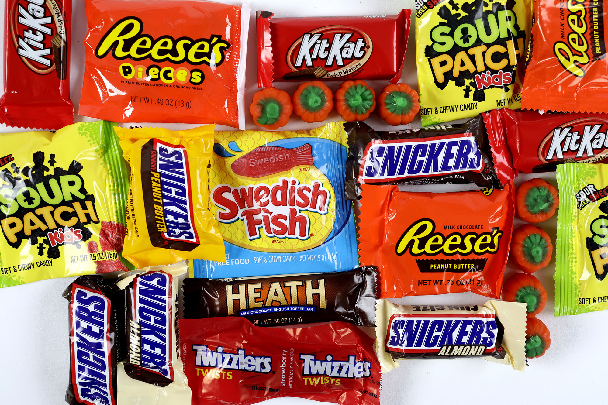 What Halloween Candy Are You Based On Your Zodiac Sign Trendradars