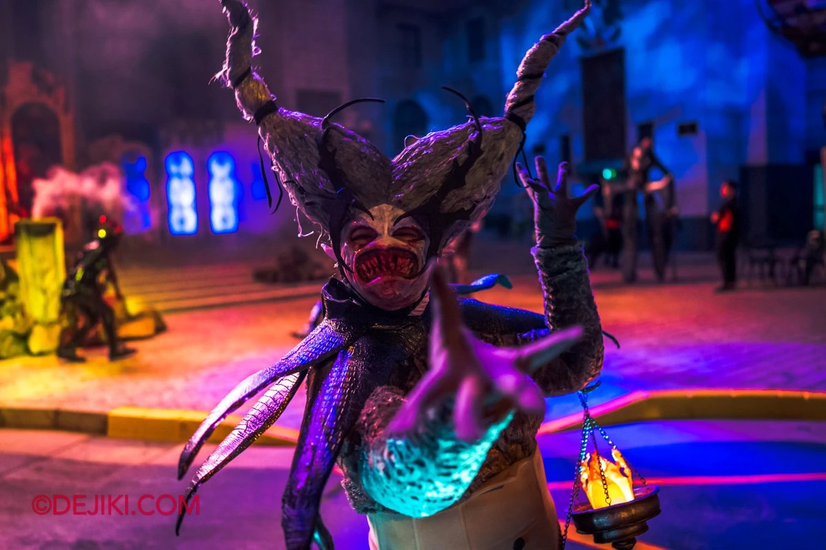 Halloween Horror Nights Bugs Eaten Alive 2022 Get Halloween 2022 Update