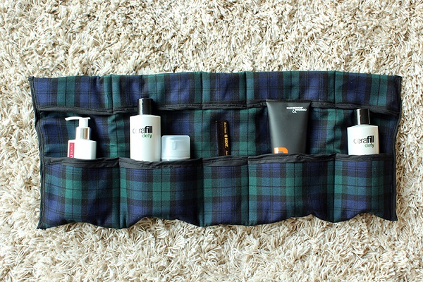 Tutorial Roll Up Travel Toiletry Organizer Sewing