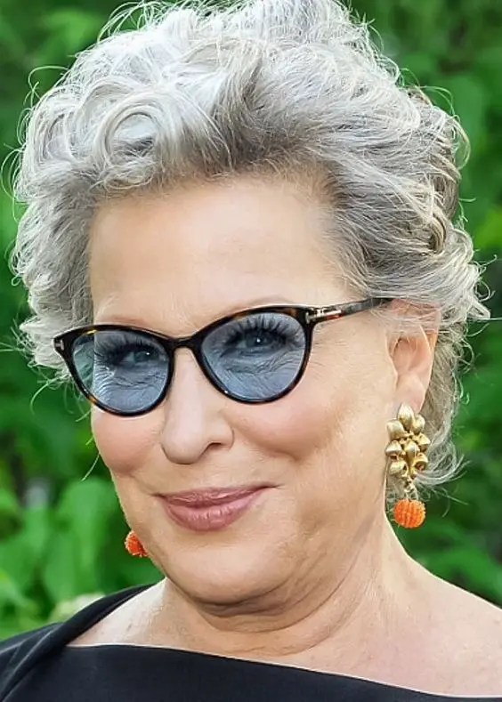 Short Hairstyles For Curly Hair Mature Woman Ladygaga2012news