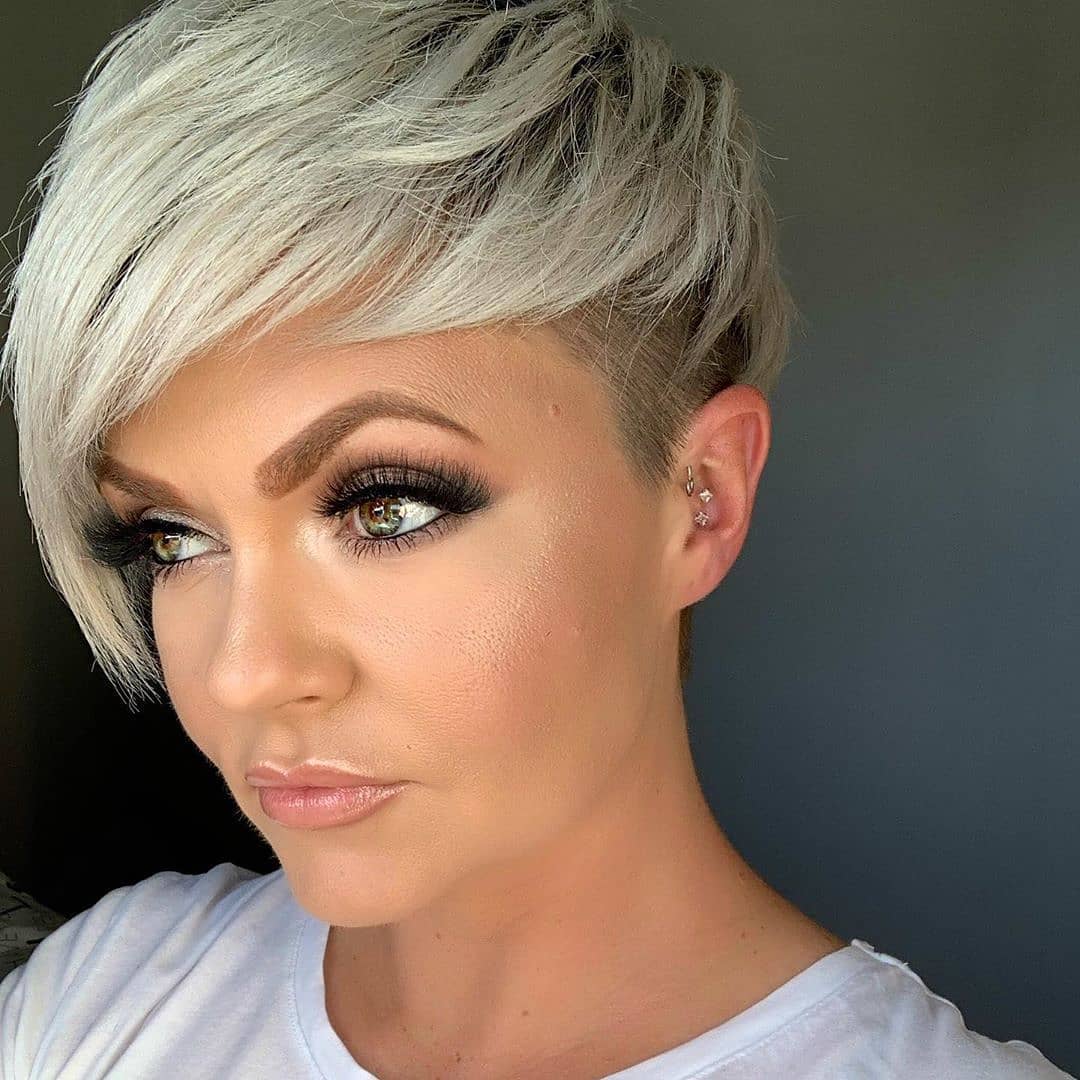 30 Short Haircuts For Straight Hair Fashion Style