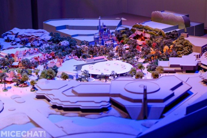 D23 Expo A Closer Look At Hong Kong Disneyland And Tokyo Disneyland Models