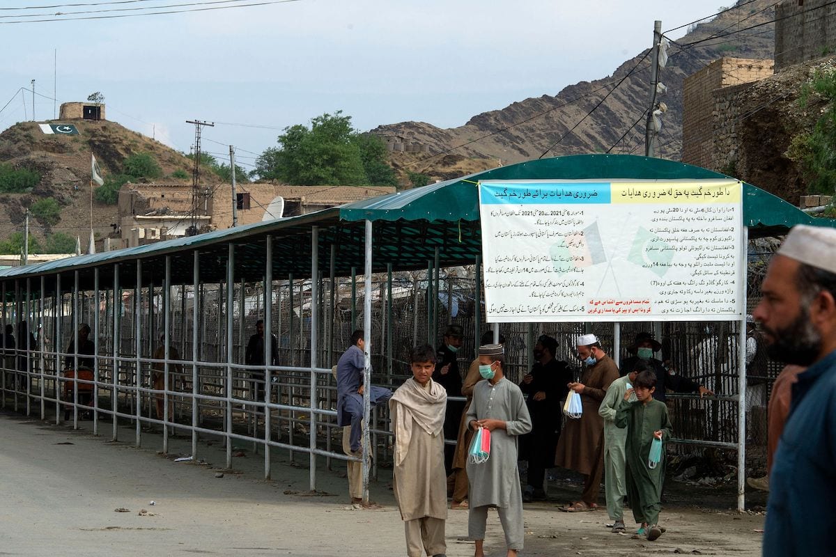 Taliban Seizes Afghanistans Key Border Crossing With Iran Middle