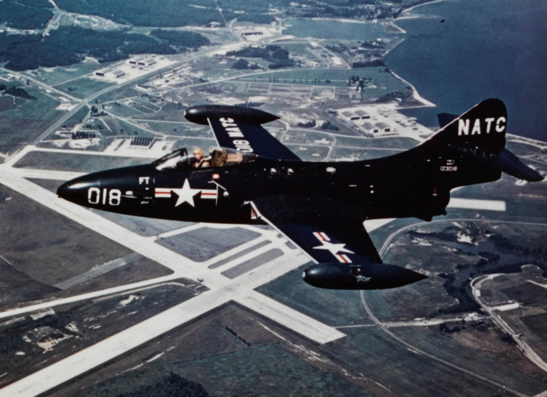 The Panther The F9f Panther Was The First Jet Powered Grumman Cat Fighter