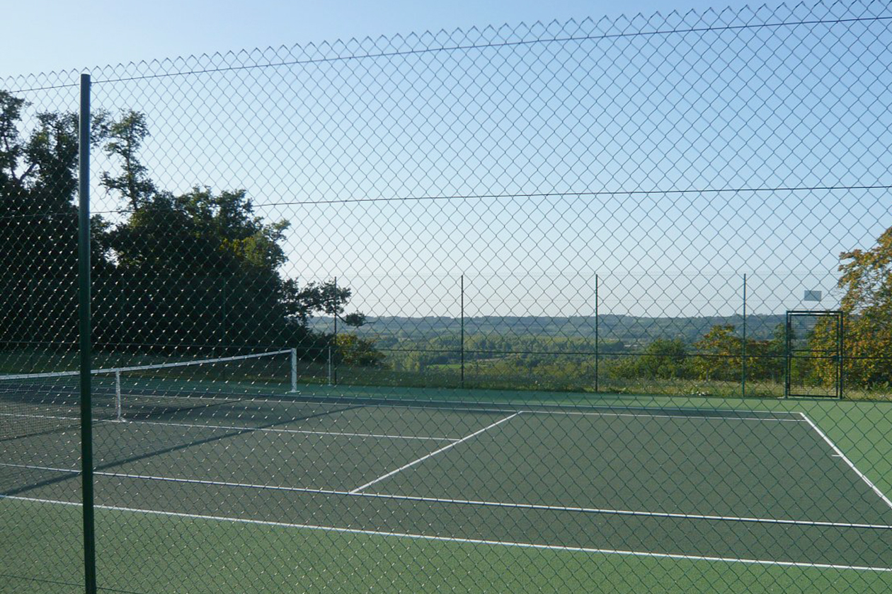 Chateau De La Falaise Tennis Court Château Living