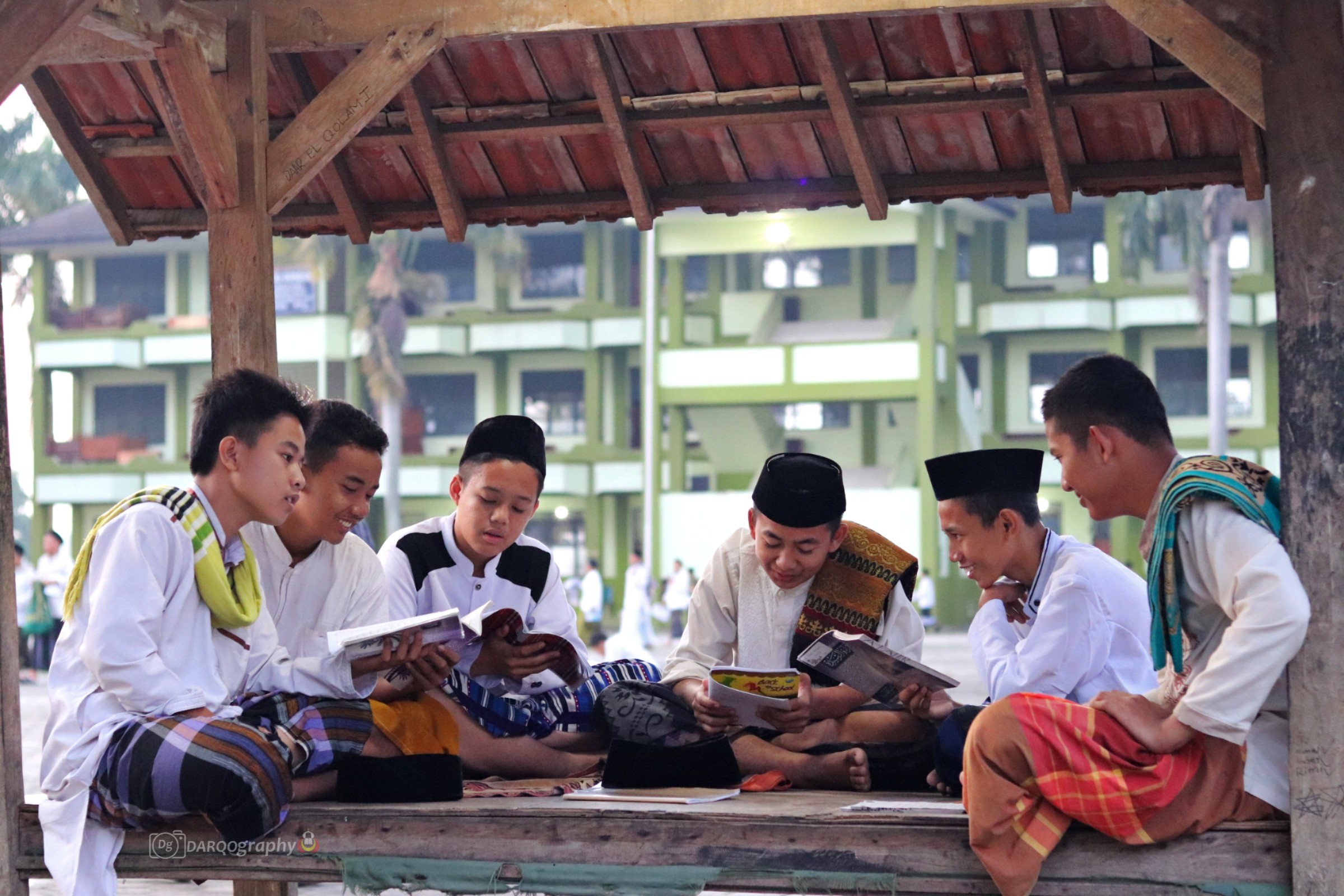 Biaya Masuk Pesantren Daar El Qolam Ahmad Marogi