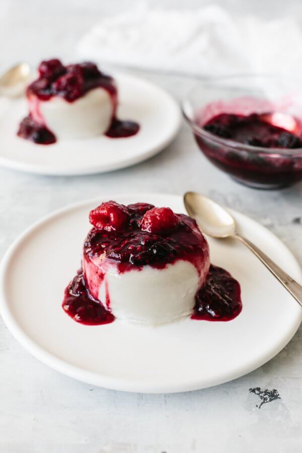 Berry Coconut Panna Cotta Dairy Free Paleo Downshiftology