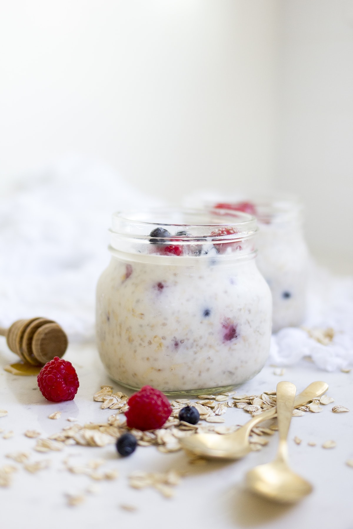 Chia Berry Overnight Oats • Freutcake