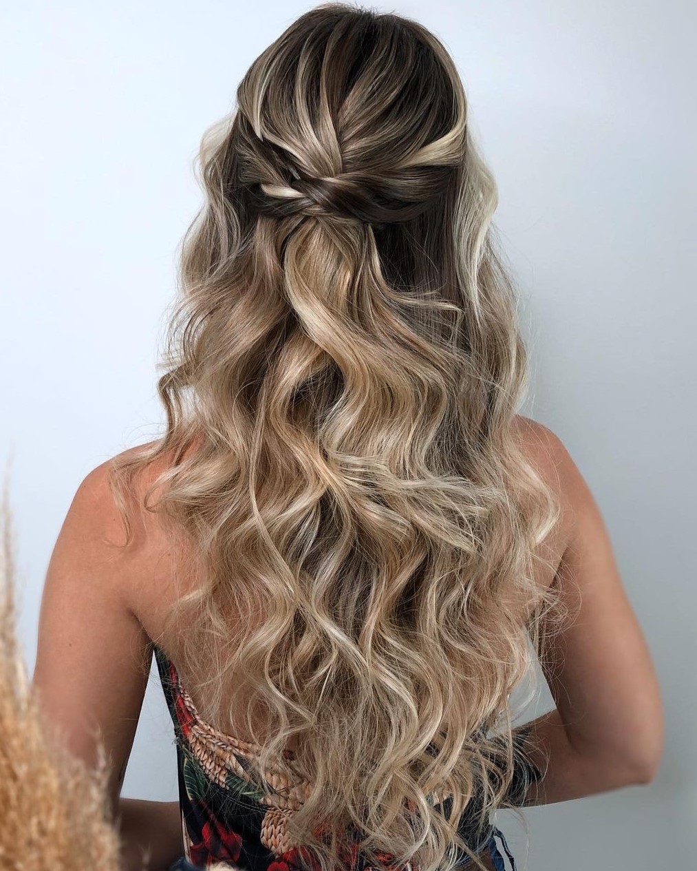 Best Hairstyles For Prom 2022