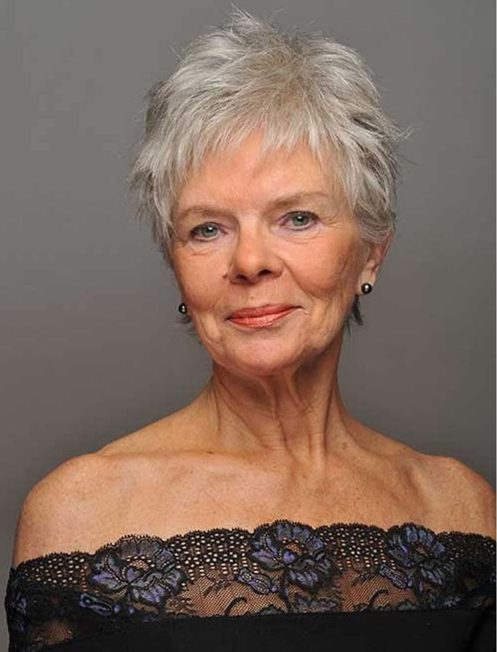 Short Hair Styles For Older Women Ran Pictures