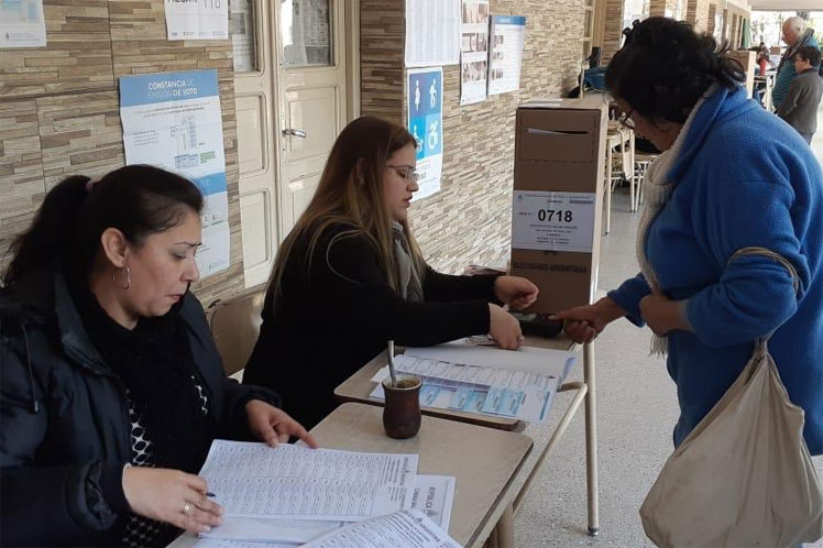 Cierran Centros De Votaciones En Elecciones Primarias Argentinas La