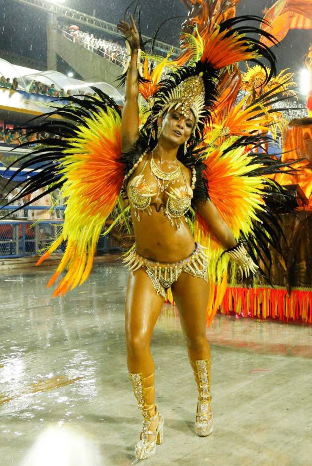 Photos Meet The Sexiest Brazilian Samba Dancers From Rio Carnival 2015