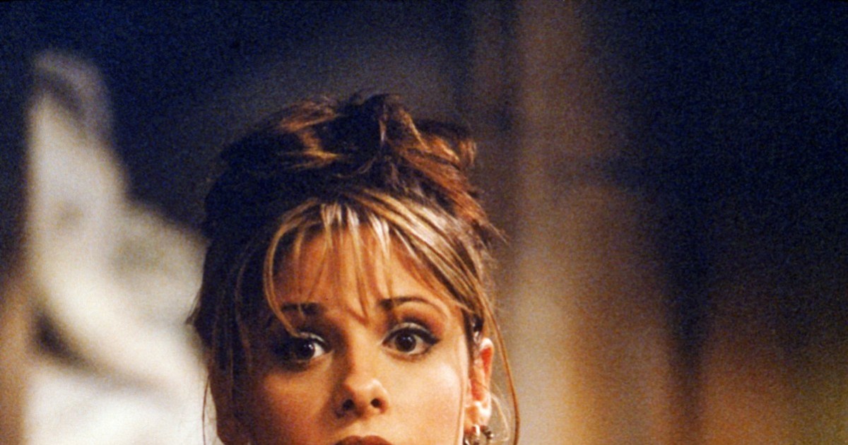 Favorite Buffy The Vampire Slayer Fashion Moments Gallery