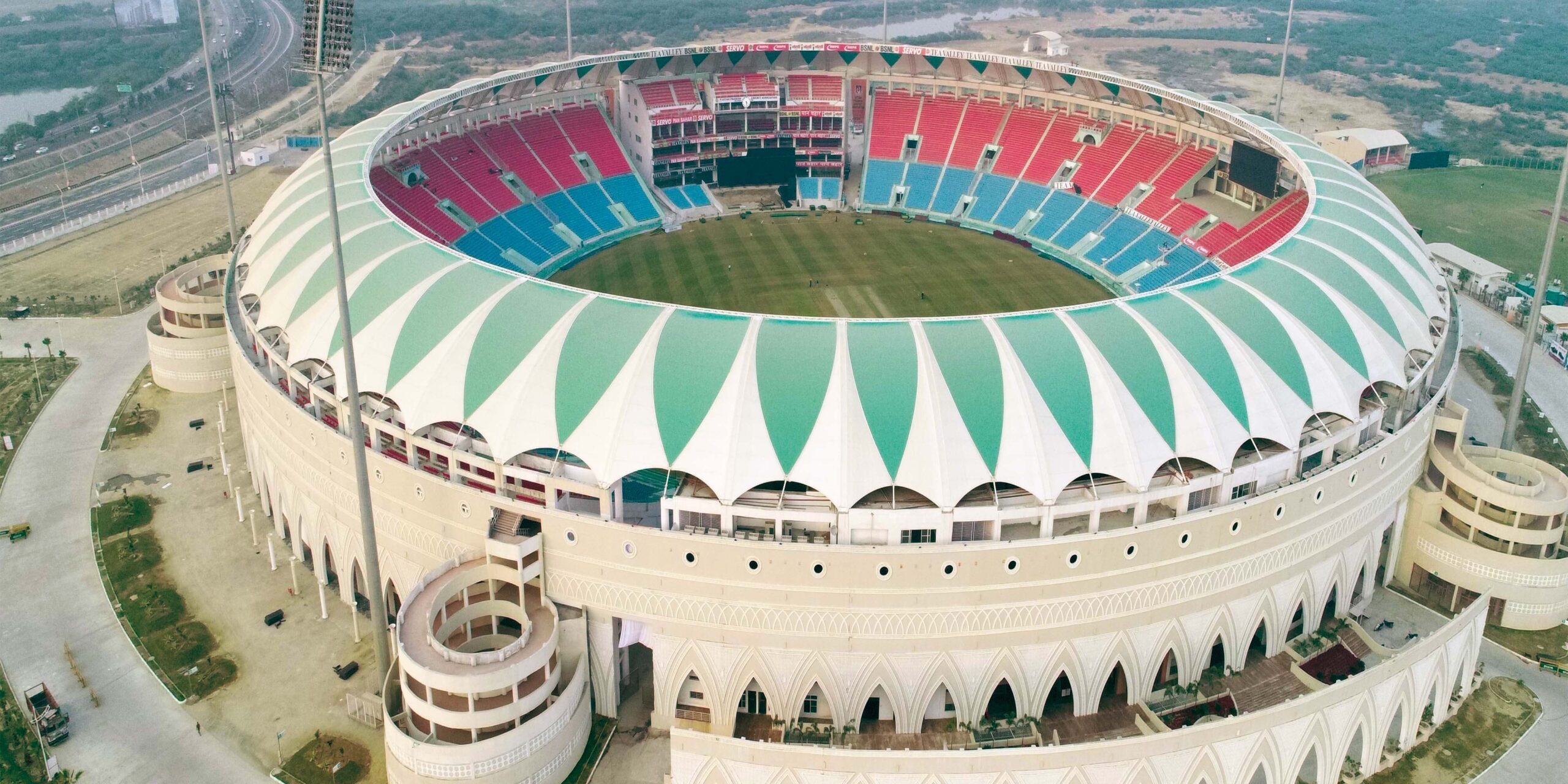 Top 10 Biggest Stadiums In India Tfc Stadiums