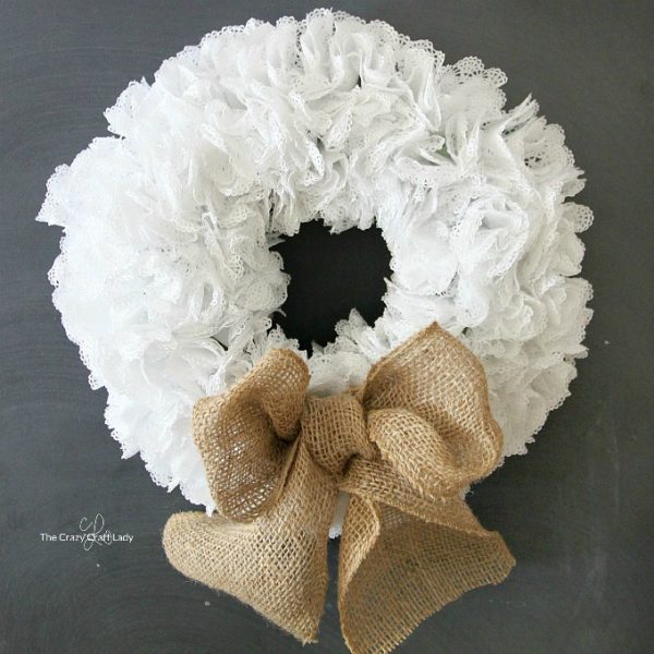 Simple Paper Craft How To Make A Doily Wreath The Crazy Craft Lady