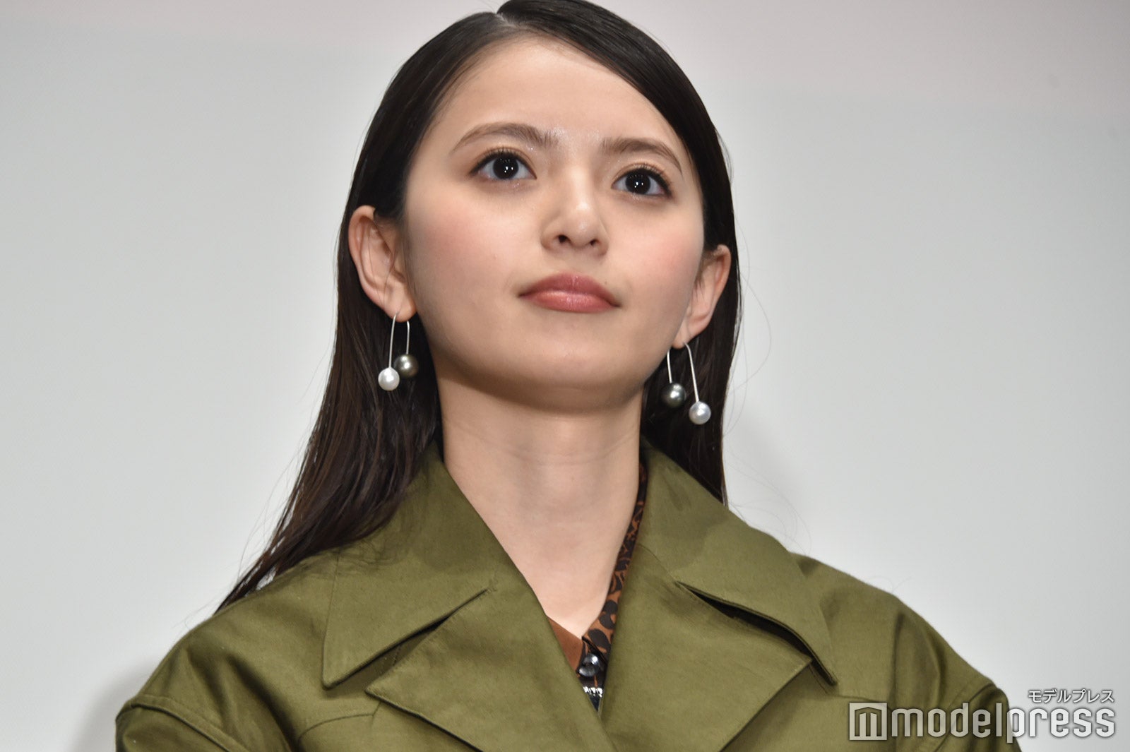 画像3233 齋藤飛鳥、ミニスカで美脚スラリ「スタイル抜群」「美しい」と絶賛相次ぐ モデルプレス