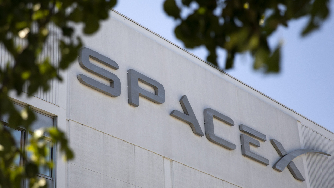 Elon Musks Spacex Facing California Investigation Over Sexual