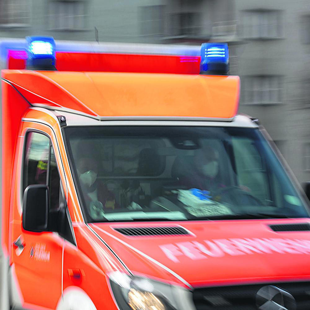 Von Autofahrer Angefahren 89 Jährige Stirbt Nach Unfall In Berlin