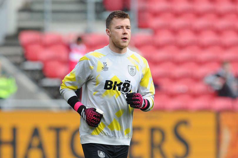 Sheffield Wednesday Boss Xisco Munoz Makes Bailey Peacock Farrell