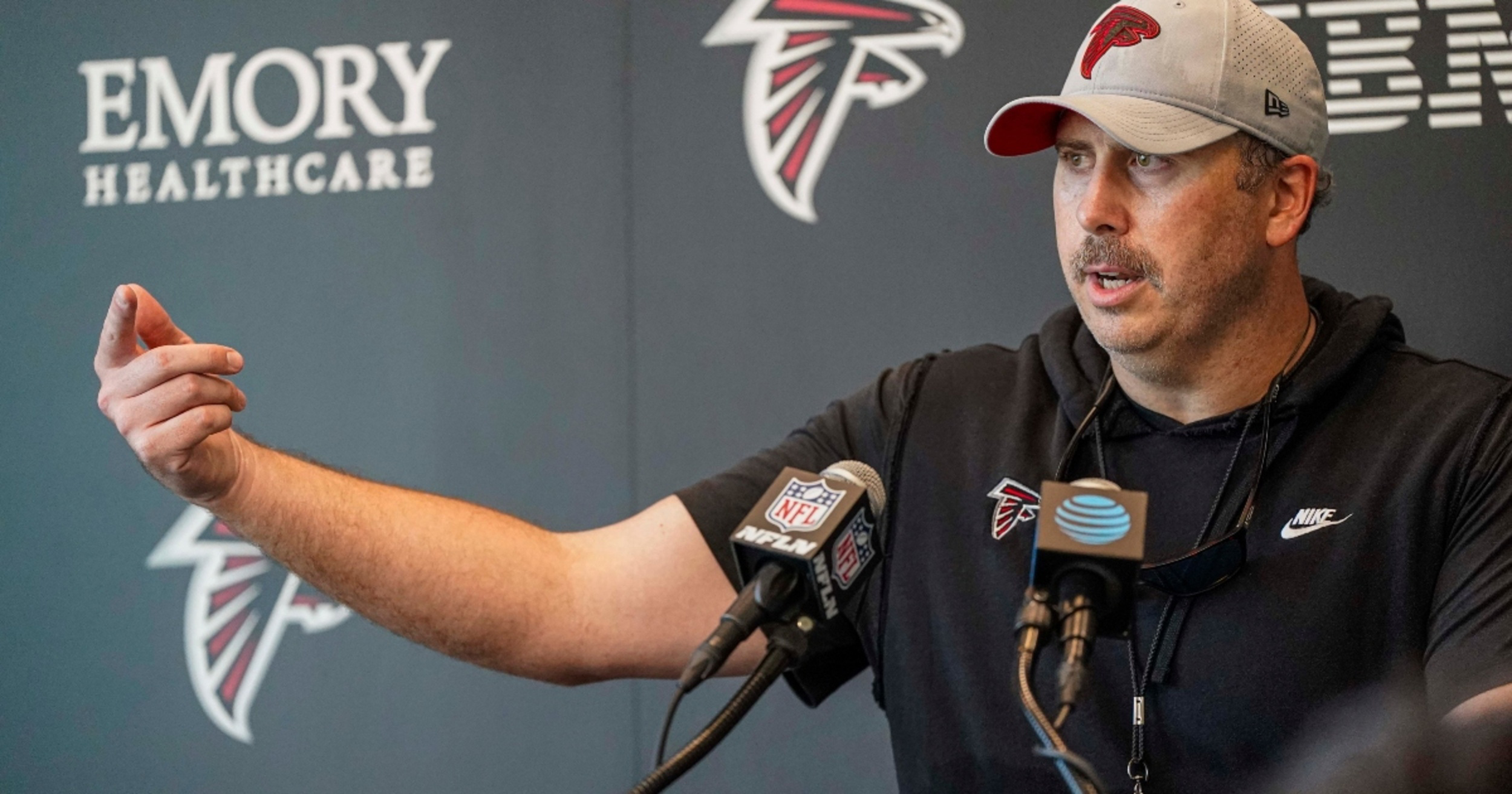 Atlanta Falcons Fire Head Coach Arthur Smith After Three Seasons