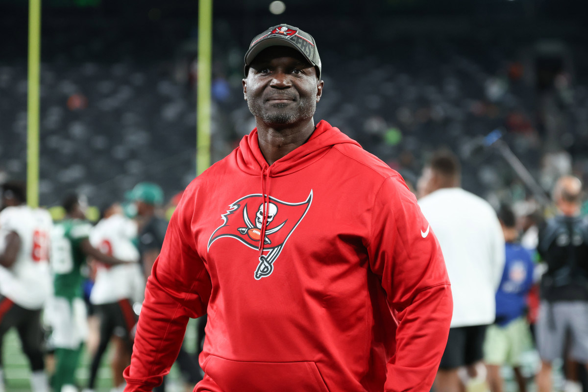 Tampa Bay Buccaneers Coach Todd Bowles Weve Got To Stop Eagles Qb Sneak