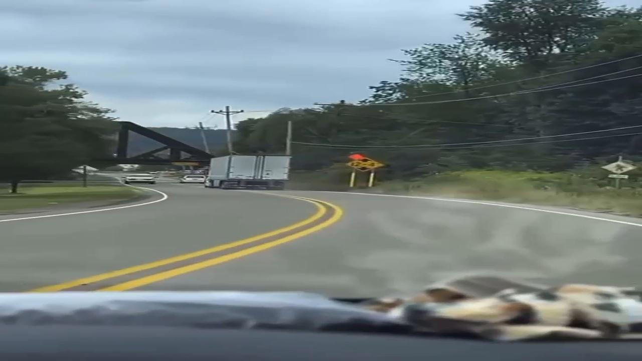 Truck Driver Ignores Low Clearance Warning