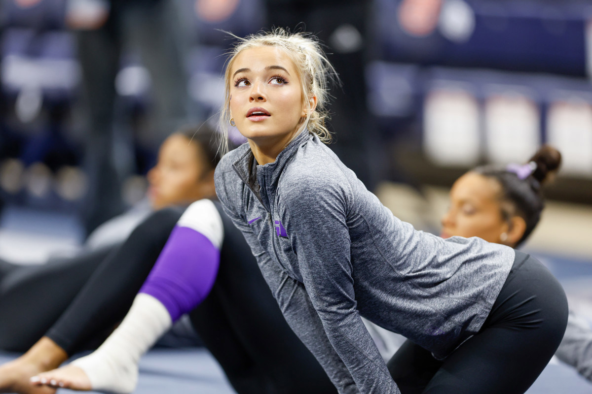 Olivia Dunnes Sister Goes Viral In Stands At Lsu Gymnastics Meet