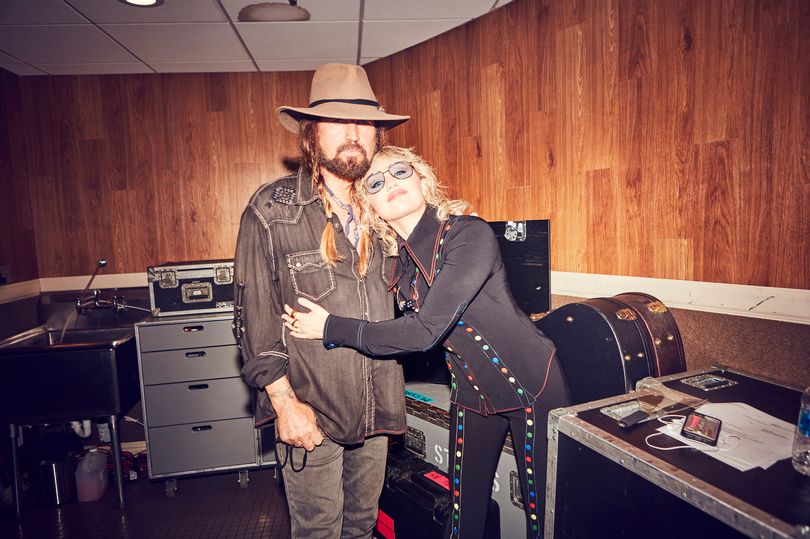 Billy Ray Cyrus 62 Marries Fiancee Firerose 34 Weeks After Ex Tish