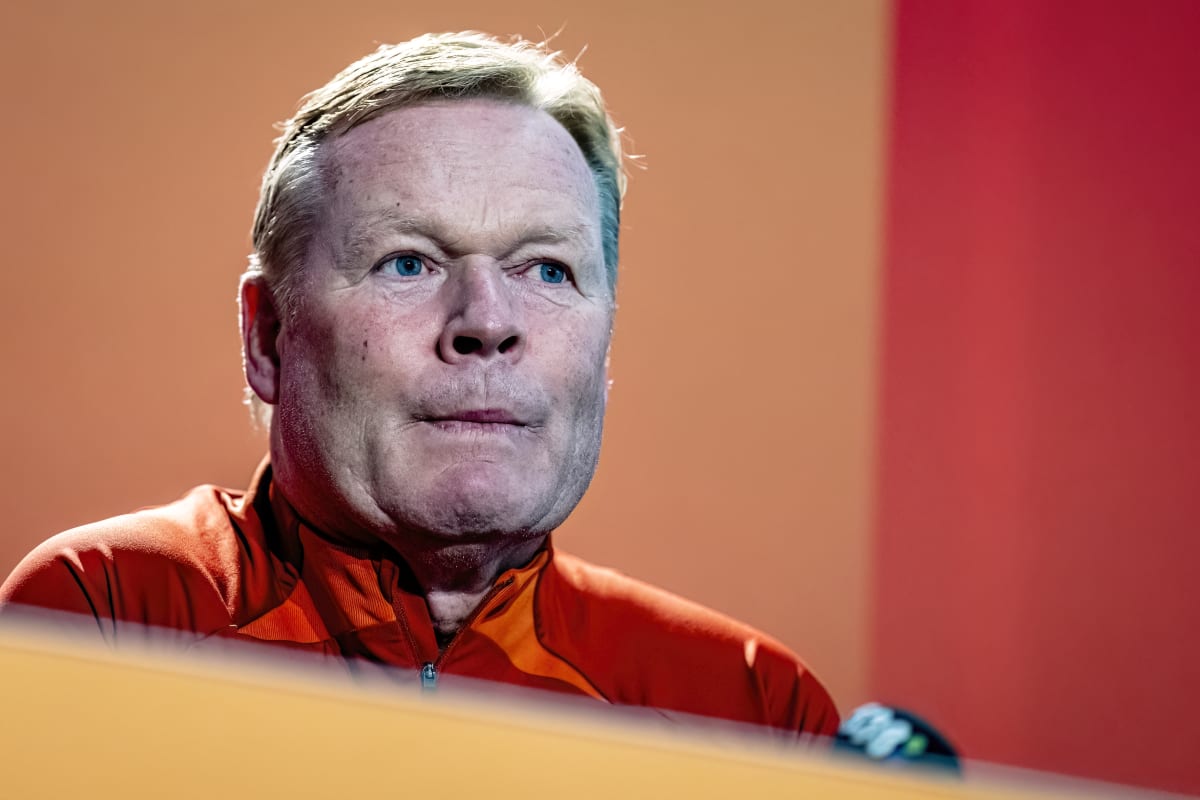 Vermoedelijke Opstelling Oranje Ronald Koeman Kiest Voor Twee