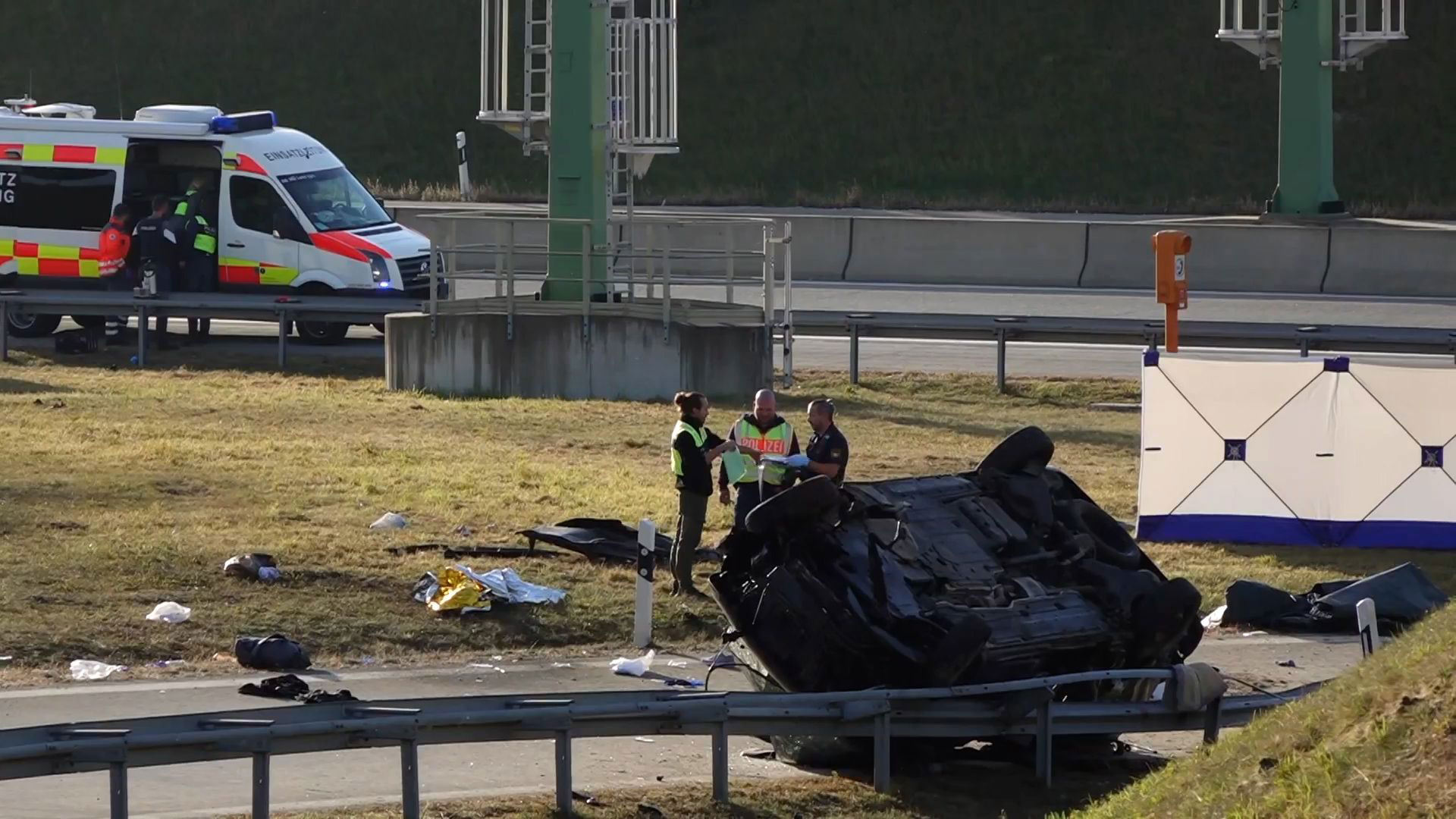 Sieben Menschen Sterben Bei Horror Unfall Überfülltes