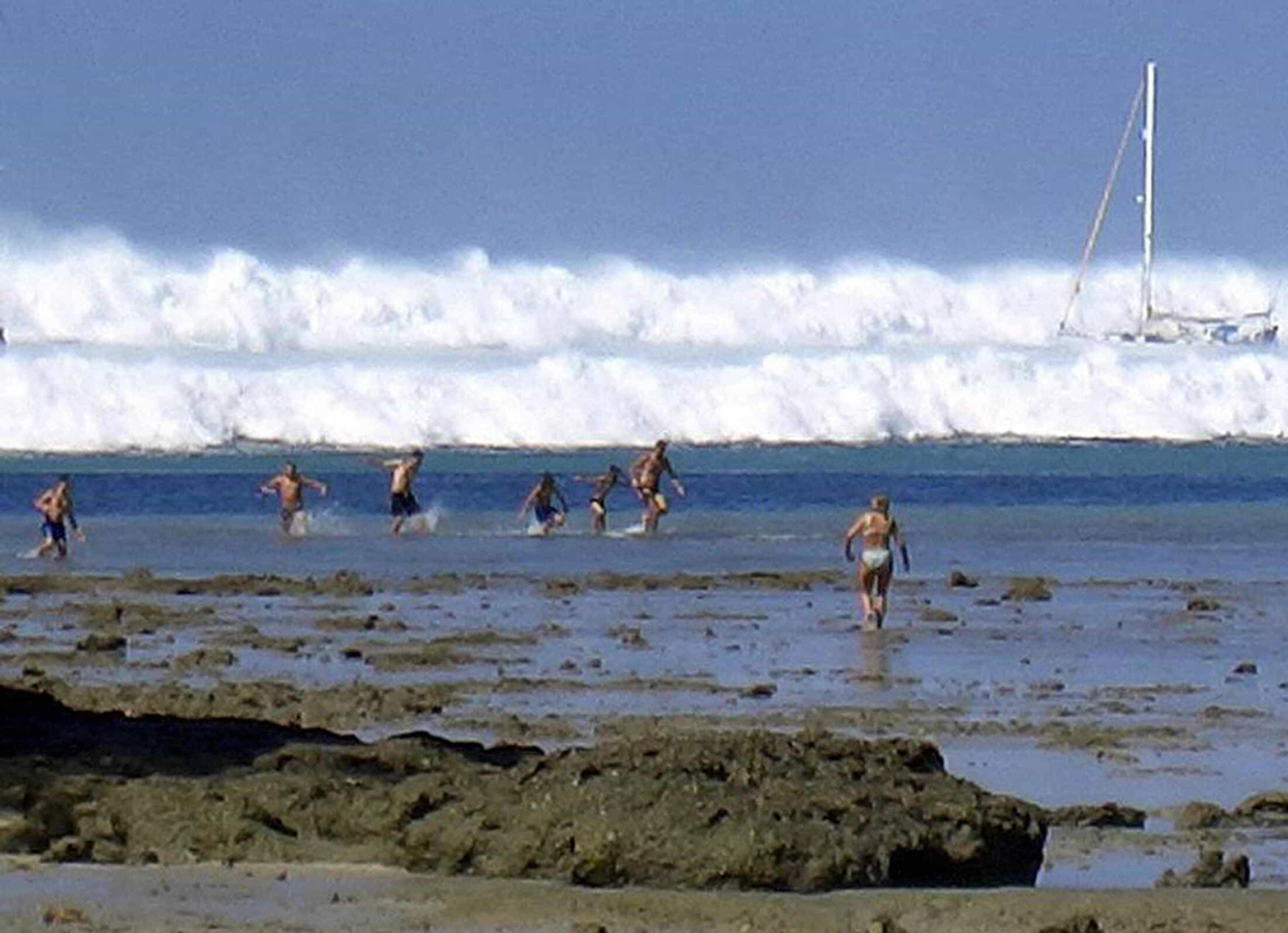 Los Tsunamis Más Devastadores De La Historia