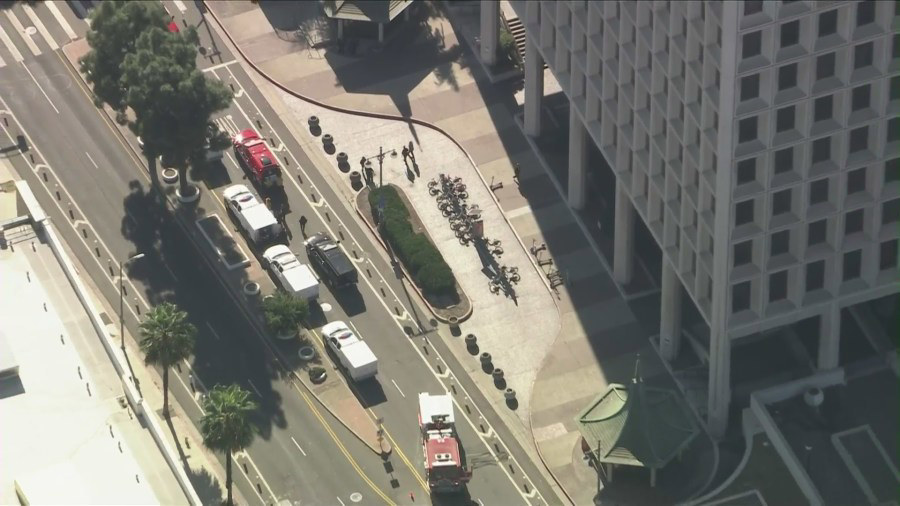 Mysterious White Powder Found At La City Hall Not Hazardous