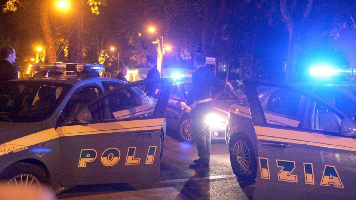 Violenza Sessuale Su Due Minorenni Quattro Arresti E 16 Indagati Tra