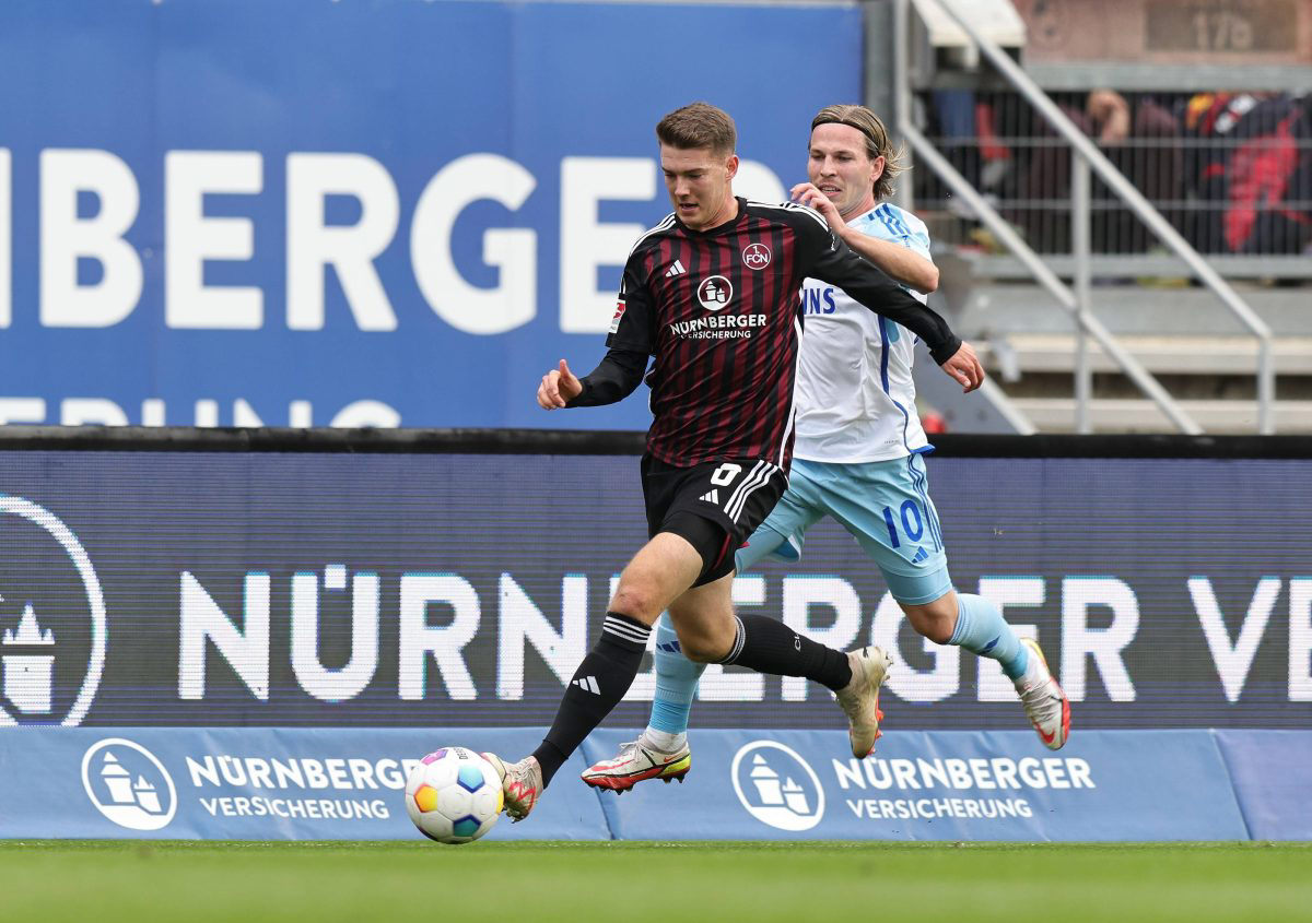 Nürnberg Schalke Achterbahn Der Gefühle Erst Jubel Dann Verletzung