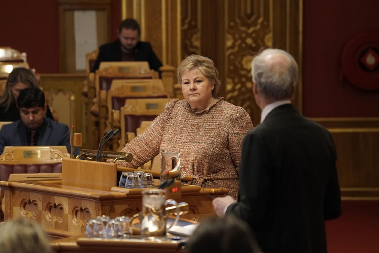 Solberg Ber Regjeringen Vurdere Om Alle Ukrainere Skal Få Vern I Norge