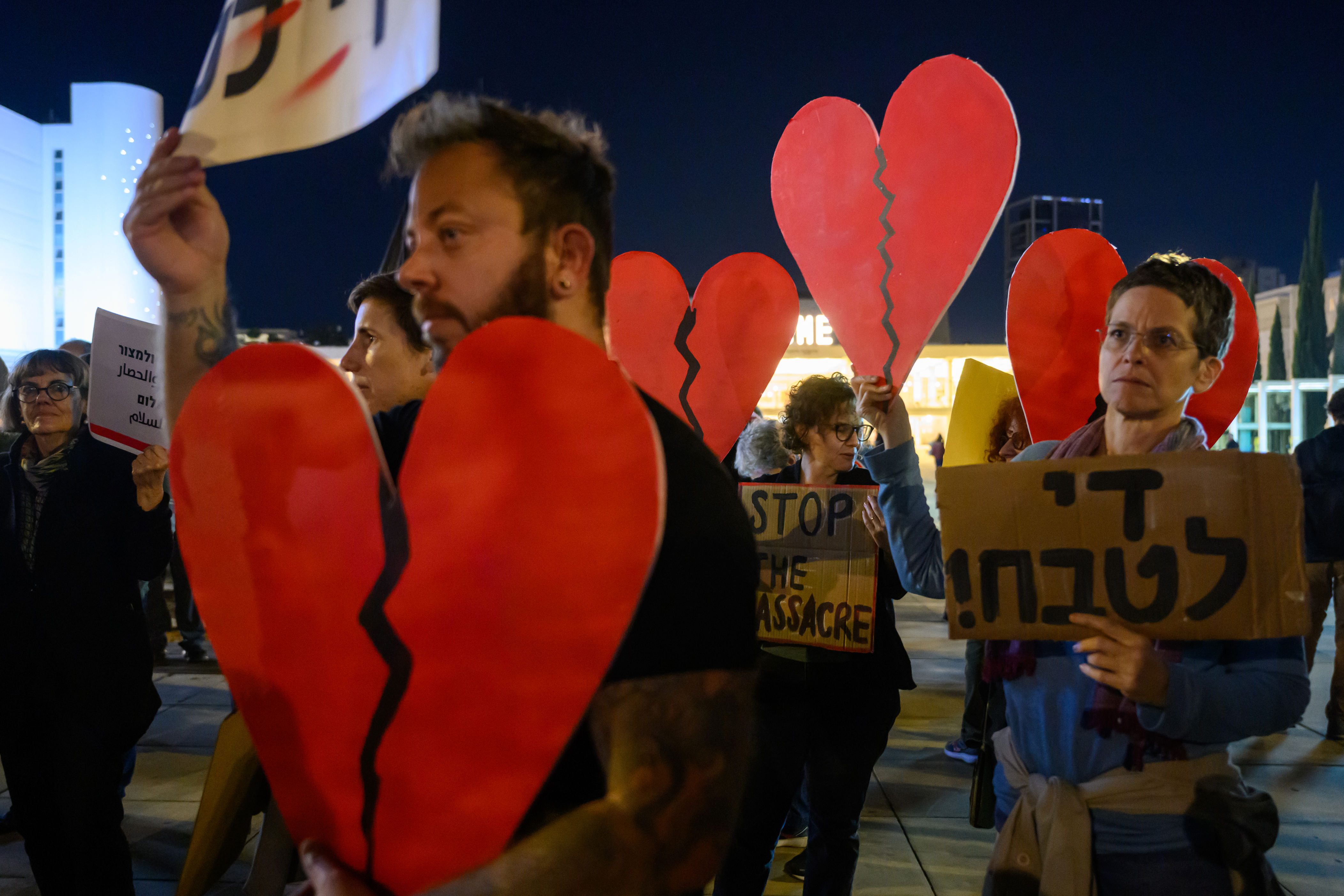 Israel Gaza Live War Updates Thousands Protest In Israel After Idf