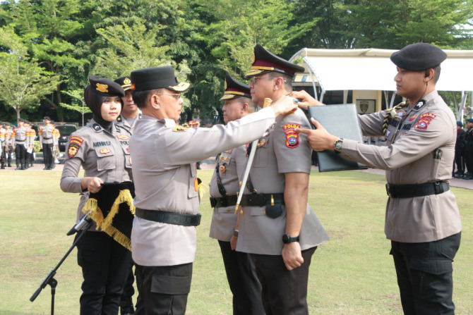 Kapolda Sumbar Pimpin Sertijab Wakapolda Dari Edi Mardianto Ke Gupuh