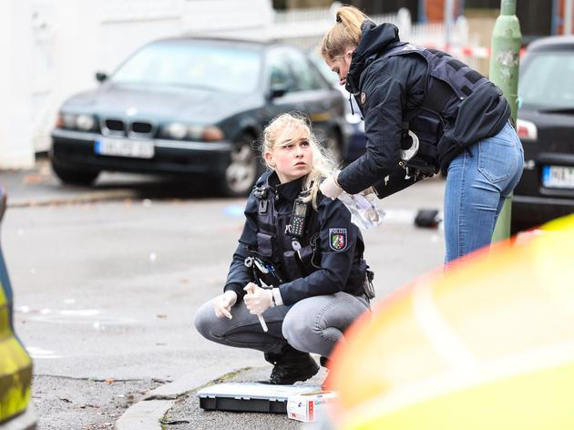 Schüsse In Hagen Zwei Personen Schwer Verletzt Täter Auf Der Flucht