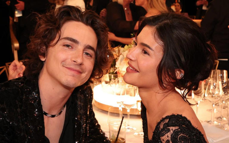 ¡es Oficial Kylie Jenner Y Timothée Chalamet Hacen Su Debut Como