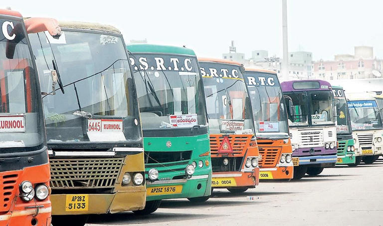 Apsrtc To Operate 250 Additional Buses From Vizag To Meet Sankranti Rush