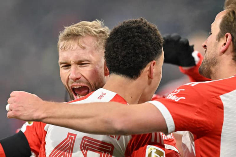 Bayern Beat Hoffenheim 3 0 In League Restart Dedicated To Beckenbauer