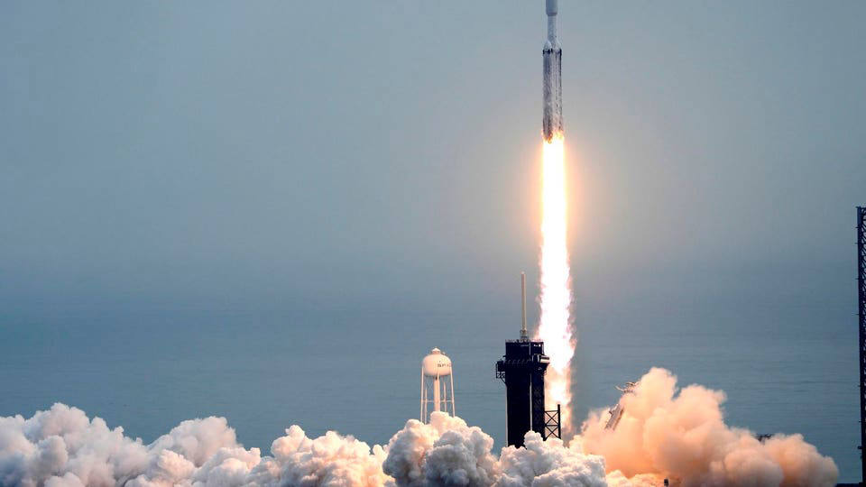 Spacex To Launch Falcon Heavy Rocket Carrying Mysterious Military