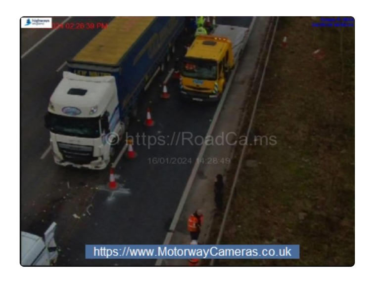 M1 Sheffield Worksop Traffic Chaos After Man Injured In Crash On