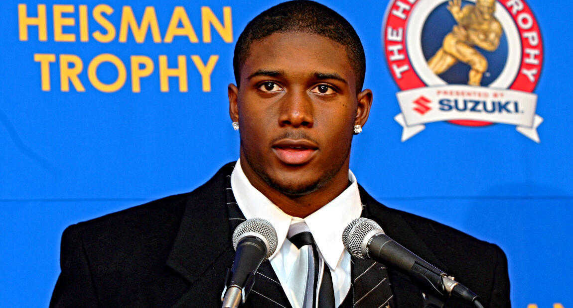 Reggie Bush To Have His Heisman Trophy Returned