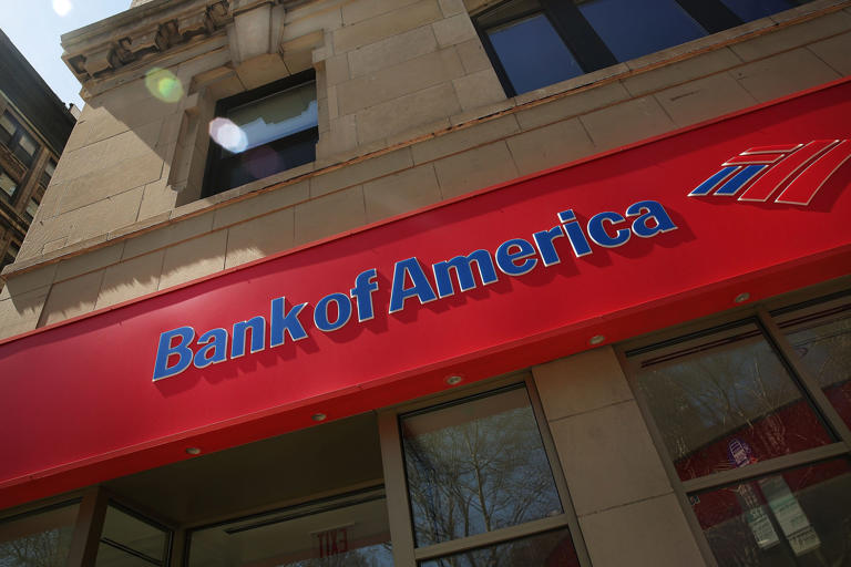 Bank Of America Customers Report Account Outages Some Seeing Balances