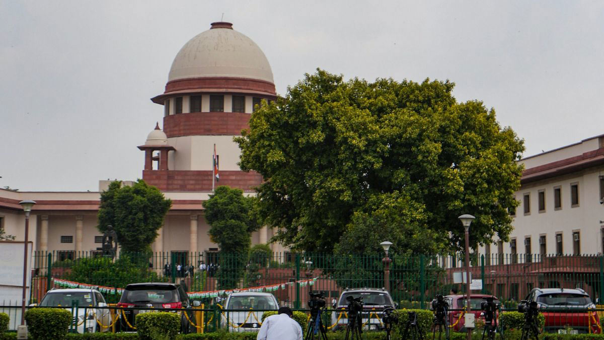 Krishna Janmabhoomi Case Supreme Court Extends Stay On Shahi Idgah