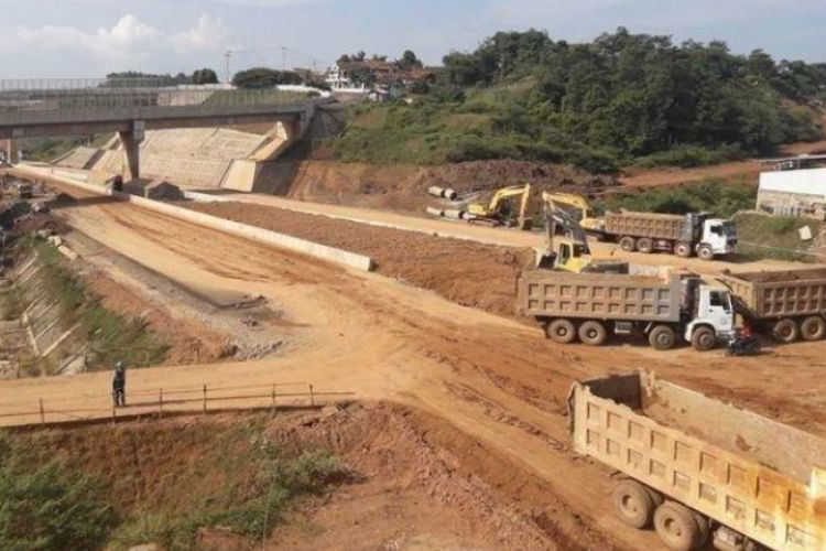 Terdampak Tol Kediri Tulungagung Akses Ke Bandara Internasional Dhoho