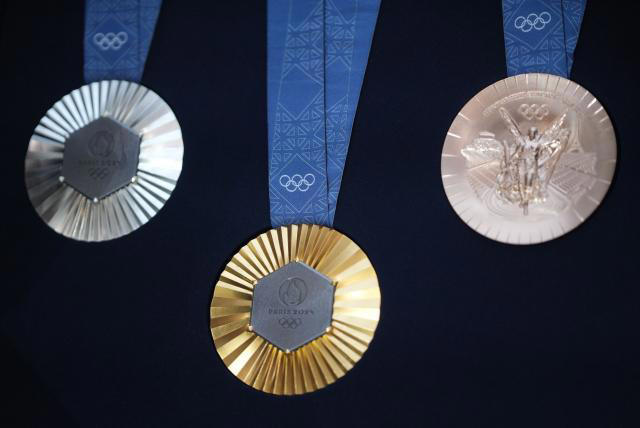 Espectaculares Presentaron Las Medallas De Los Juegos Olímpicos París 2024