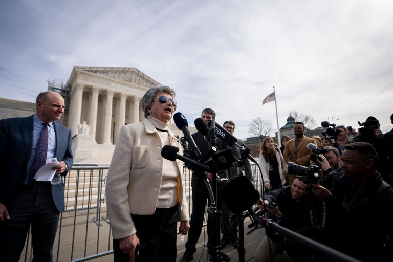 Trump Hearing At Supreme Court Updates On Oral Arguments In 14th